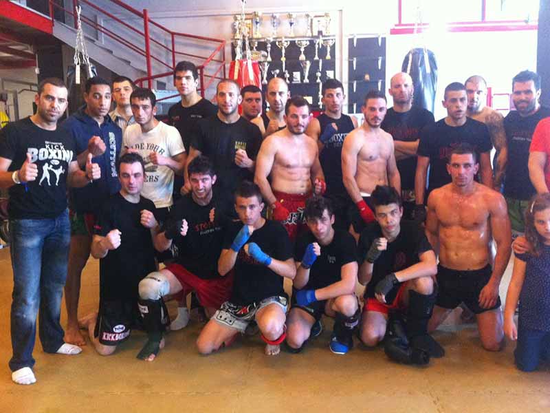 'Colosseum Fighting Arena' στον Πειραιά
